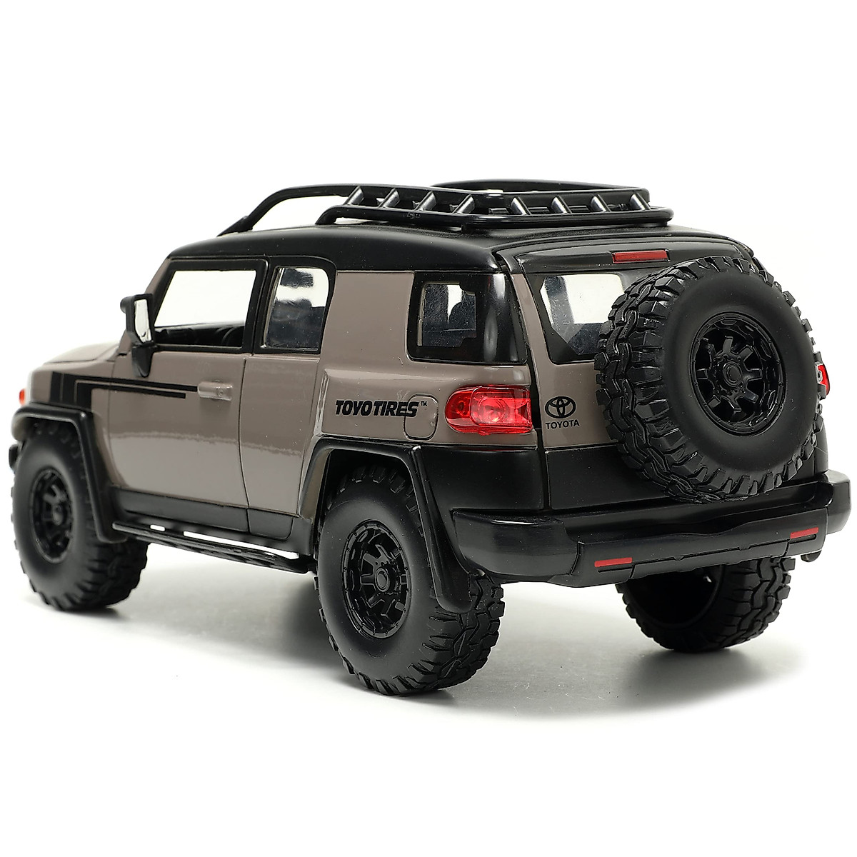 Jada Toys Just Trucks 1:24 Toyota FJ Cruiser Die-cast Car Brown with Tire Rack, Toys for Kids and Adults