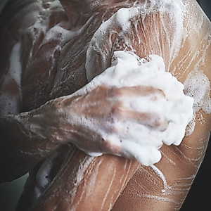 Dove Men+Care Body Wash and Face Wash Clean Comfort 13.5 oz for Dry Skin Effectively Washes Away Bacteria While Nourishing Your Skin