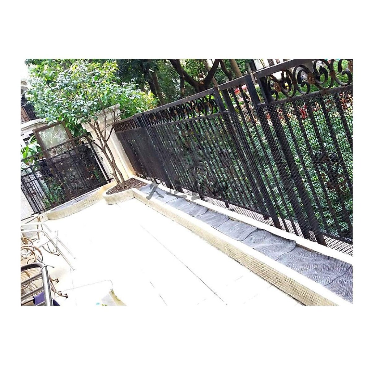 MAGFYLY Chicken Wire Mesh Child Safety Net, Staircase Balcony Anti-Fall Net, Plastic Fence Net, Breeding Net, Lawn Protection Net, Black, 1x3m (Color : Mesh1.2mm, Size : 150m)