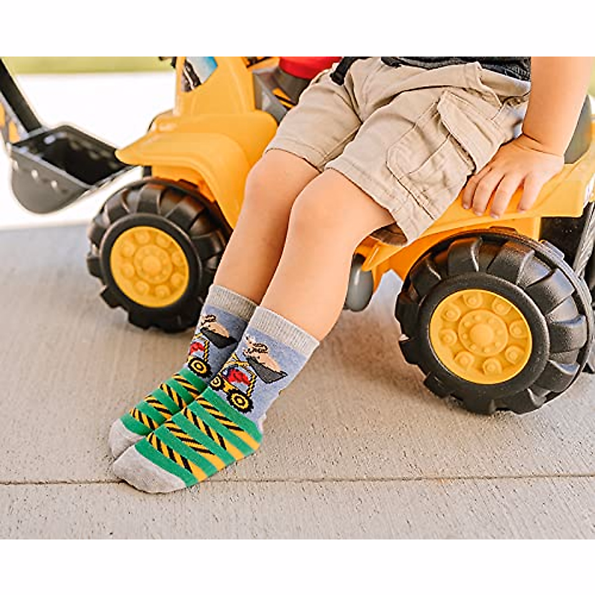 Jefferies Socks Boy's Dinosaur Construction Crew Socks 6 Pack, Multi, Small