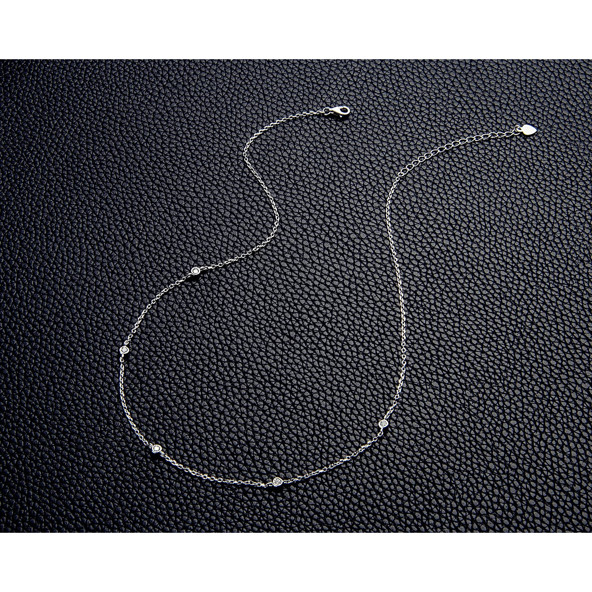 DYUNQ Moissanite Necklace for Women Sterling Silver, Station Tennis Choker Layering Bezel Set Chain, 2.5MM 0.3cttw Lab Created Diamond Dainty Simple Adjustable 16 Inch to 18 Inch