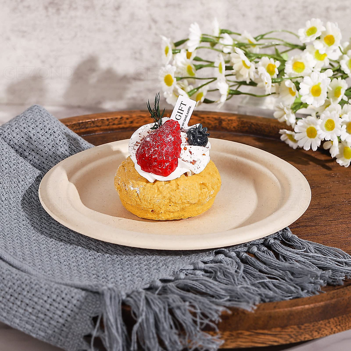 Gezond 100% Compostable Paper Plates 7 Inch, 150pcs Disposable Heavy-Duty Plates Unbleached Biodegradable Plate Made of Sugarcane Fiber