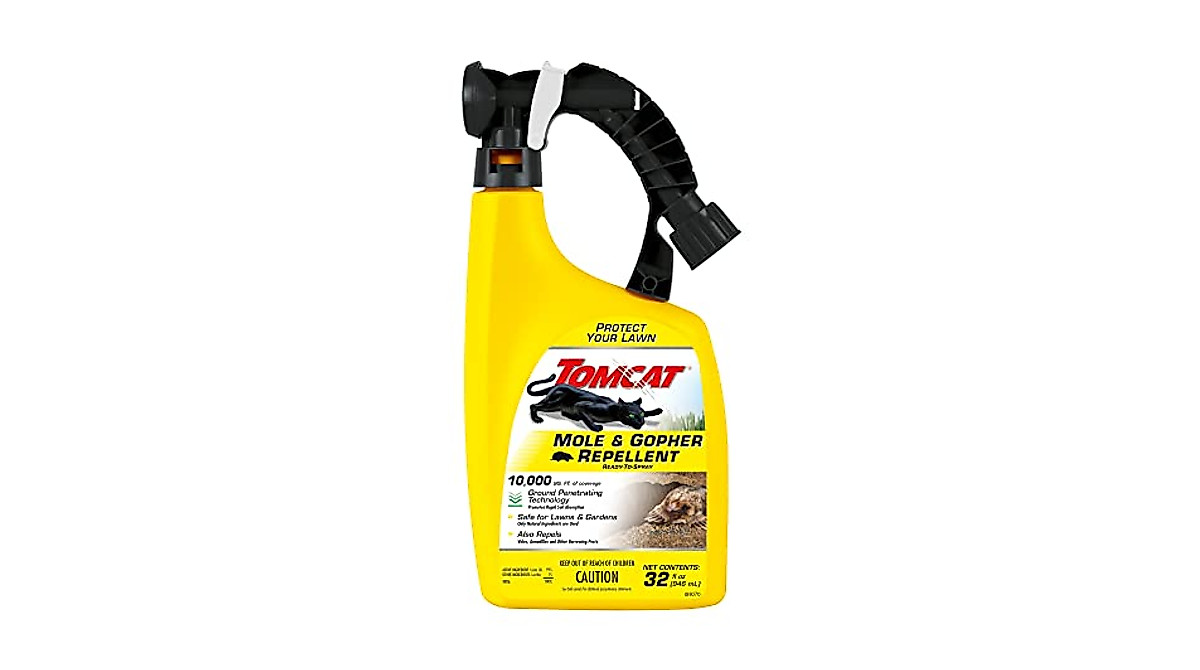 Tomcat Mole & Gopher Repellent 32 oz. - Effective Pest Deterrent