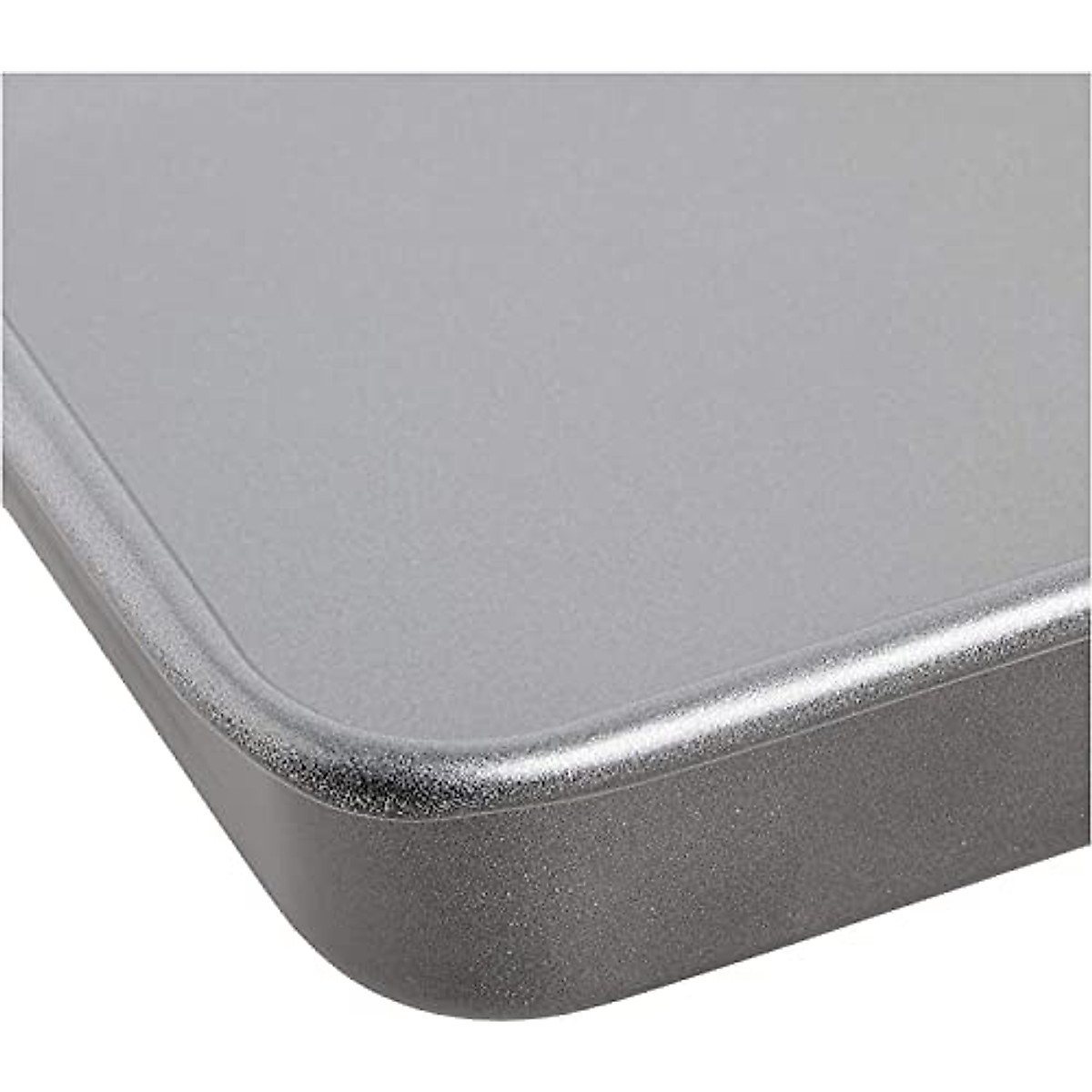 Cuisinart 9-Inch Chef's Classic Nonstick Bakeware Square Cake Pan, Silver