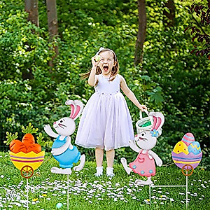 Juegoal 2 Pack Easter Garden Stakes, Metal Easter Bunny with Egg and Carrot Wheel Barrows Yard Signs, Outdoor Waterproof Decorative Rabbits Eggs Easter Stakes for Garden Home Lawn Patio Decorations