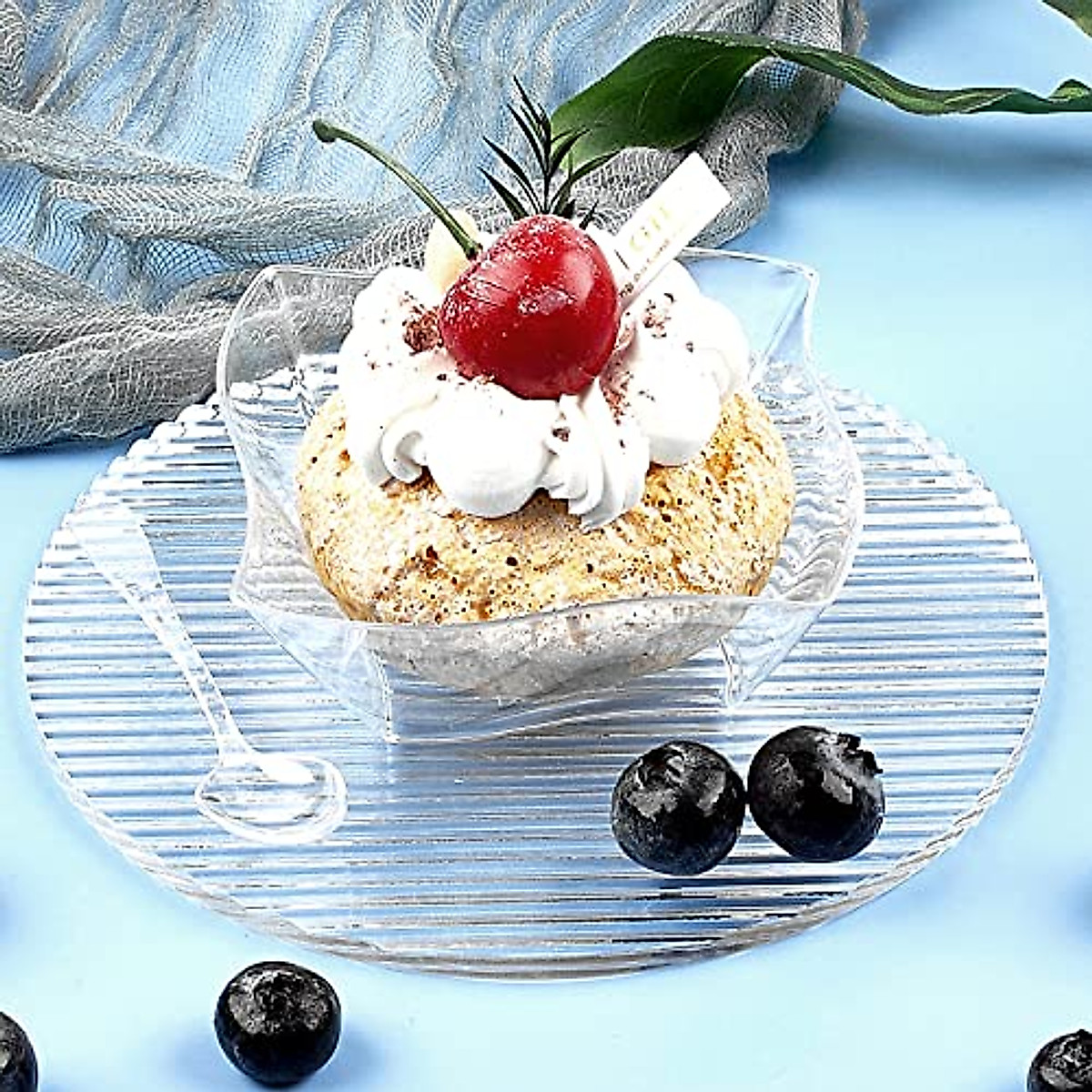 TOFLEN 50 Pack 5 oz Mini Dessert Cups with Spoons - Mini Appetizer Plates Disposable Small Plastic Bowls for Desserts, Samplers, Party Serving Trifles & More