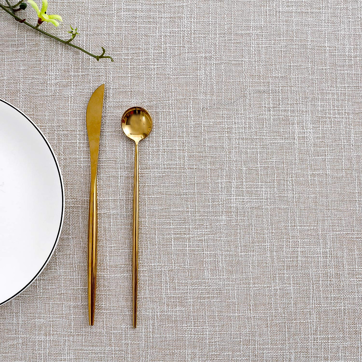 maxmill Flaxy Faux Linen Table Cloth with 2-Tone Slubby Texture Wrinkle Resistant Anti-Shrink Soft Tablecloth for Kitchen Dining Tabletop for Buffet Banquet Parties Rectangle 52 x 70 Inch Linen