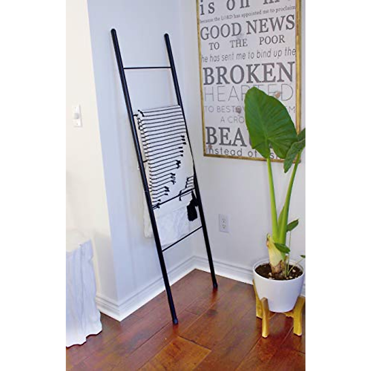 Blanket Ladder - Modern Rustic Decorative Metal Leaning Ladder Rack - 5 ft Tall Towel Drying and Display Rack, Quilt and Blanket Display Ladder