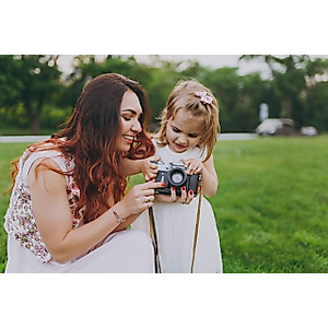 KODAK Photo Paper Gloss 4 X 6, 100 count, 52lb-200 g/m 2-8.5MIL (41180-1743327) Not compatible with Kodak Dock Printers.