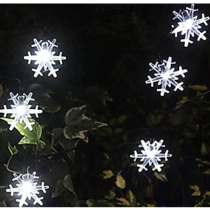 Inngree Solar Christmas String Lights Outdoor Waterproof 30 LED 20Feet Solar Snowflake Christmas Fairy Lights Decorations with 8 Lighting Modes for Garden Patio Yard Porch Wedding Party Decor(White)