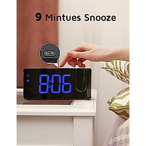GOLOZA Projection Alarm Clock, Digital Clock with 180° Rotatable Projector, 3-Level Brightness Dimmer, Clear LED Display, USB Charger, Progressive Volume, 9mins Snooze,12/24H, for Bedroom