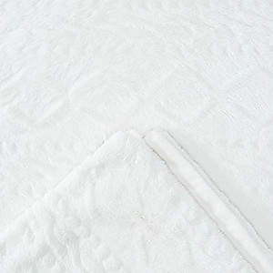 Chanasya Cable Knit Embossed Faux Fur Throw Blanket - Reverse Mink Modern, Comteporary, Elegant, Super Soft, Warm and Cozy for Bed, Couch, Living Room and Bedroom Home Décor (50x65 Inches) White