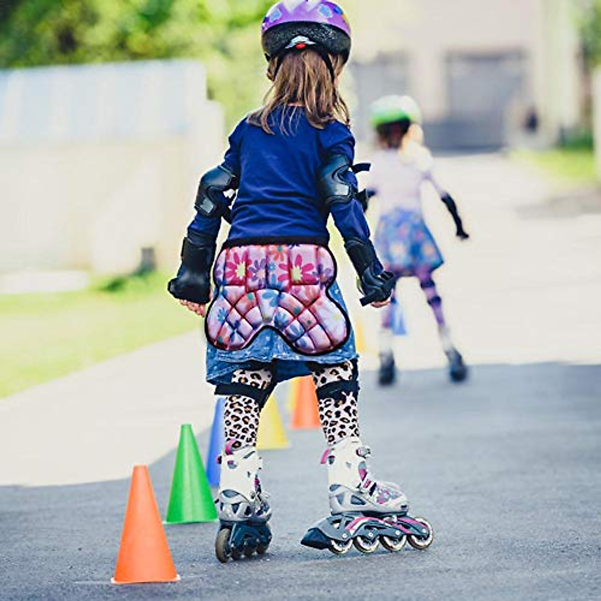 Kids Hip Protection Thickened Sports Shorts Skating Butt Pads Protectors for Children Skating Protective Gear Scooter Ski Butt Pad Adjustable Hip Protection Red