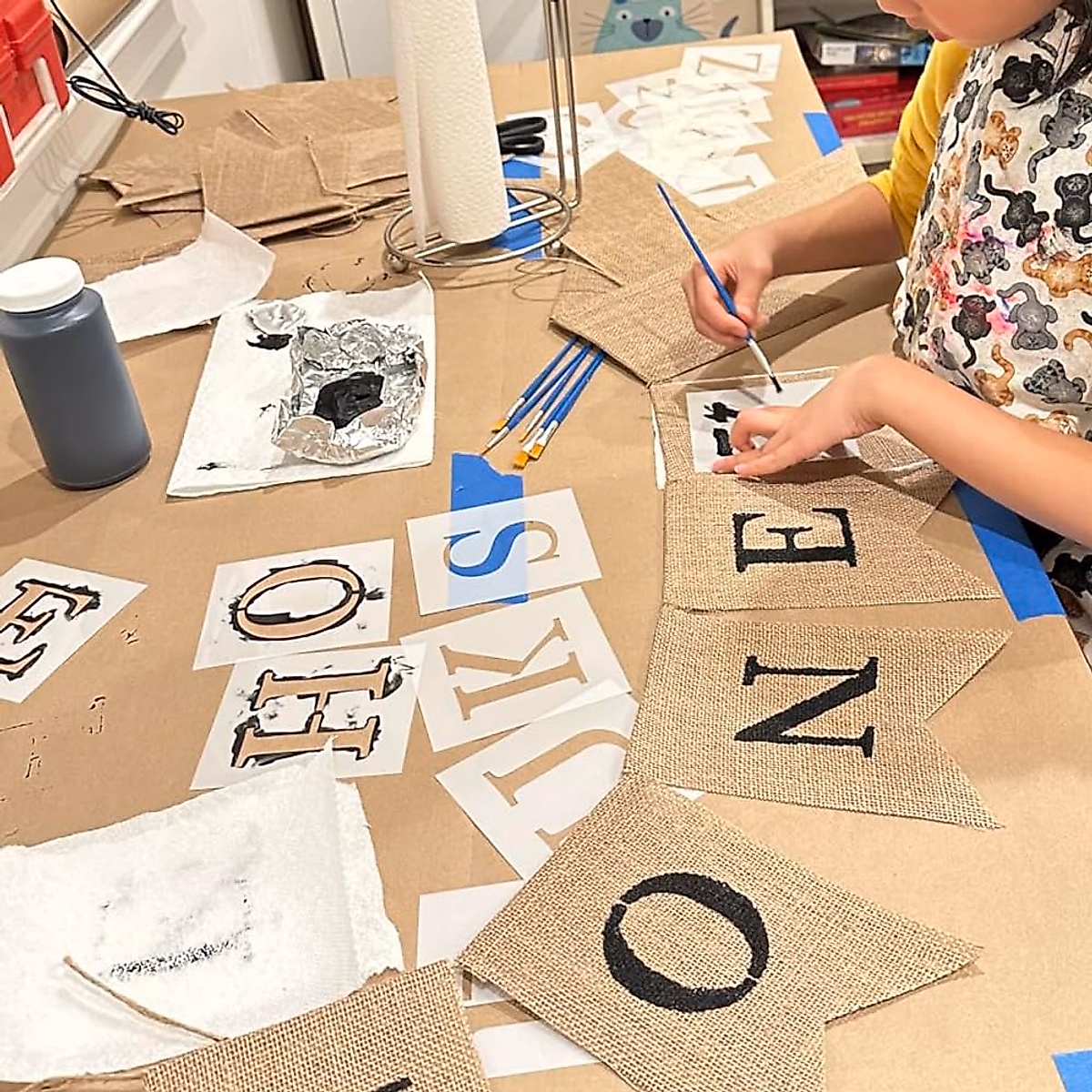 YUNSHANGMO 15PCS Burlap Baner PreStringed, DIY Custom Banner Kit, Customizable Personalized Banner, With Letters A to Z Stencil, Birthday Wedding Party Decor