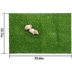 Aulock 2 Pcs Artificial Grass Guinea Pig Pee Pads- 15.7 × 23.6 Inch Fake Grass Rug Potty Training Replacement Artificial Turf for Puppy, Rabbits, Hamsters, Bunnies, Gerbils, Other Small Animals