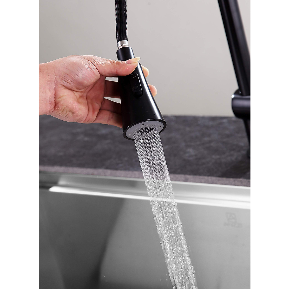 ANZZI Carriage Modern Single Hole Kitchen Faucet, Single Handle Oil Rubbed Bronze Kitchen Faucet, Commercial Stainless Steel Kitchen Bar Pull Out Kitchen Sink Faucet, KF-AZ211ORB