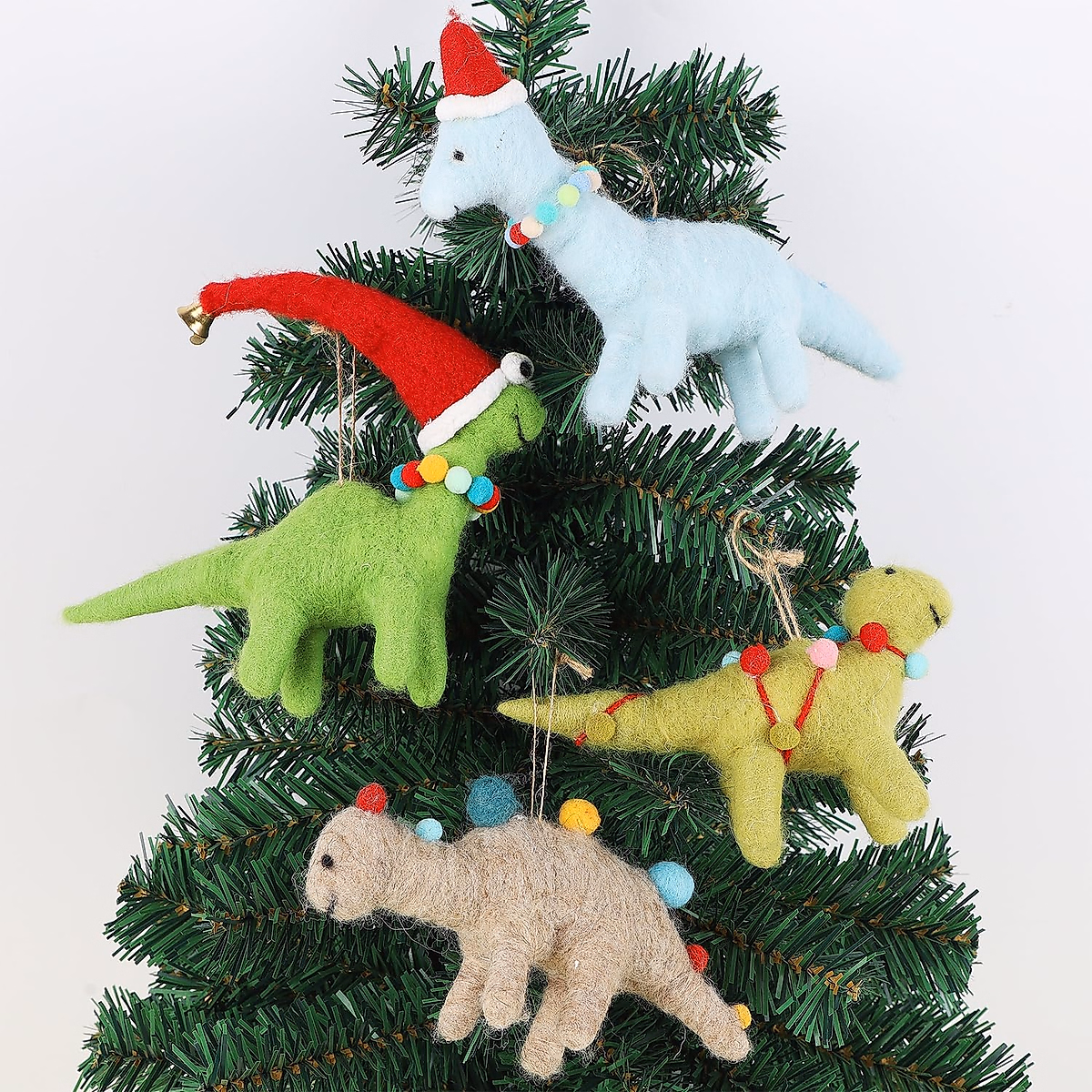 Juegoal Christmas Felt Dinosaurs Ornaments Set of 4, Xmas Wool Dinosaur Hanging Decor, Felt Animal Crafts Woodland Cute Christmas Tree Wreath Decor for Home Dinosaur Themed Birthday Party Supplies