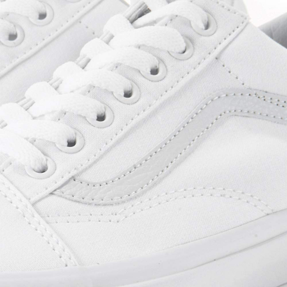 Vans Unisex Old Skool True White Skate Shoe, White, 8.5 US
