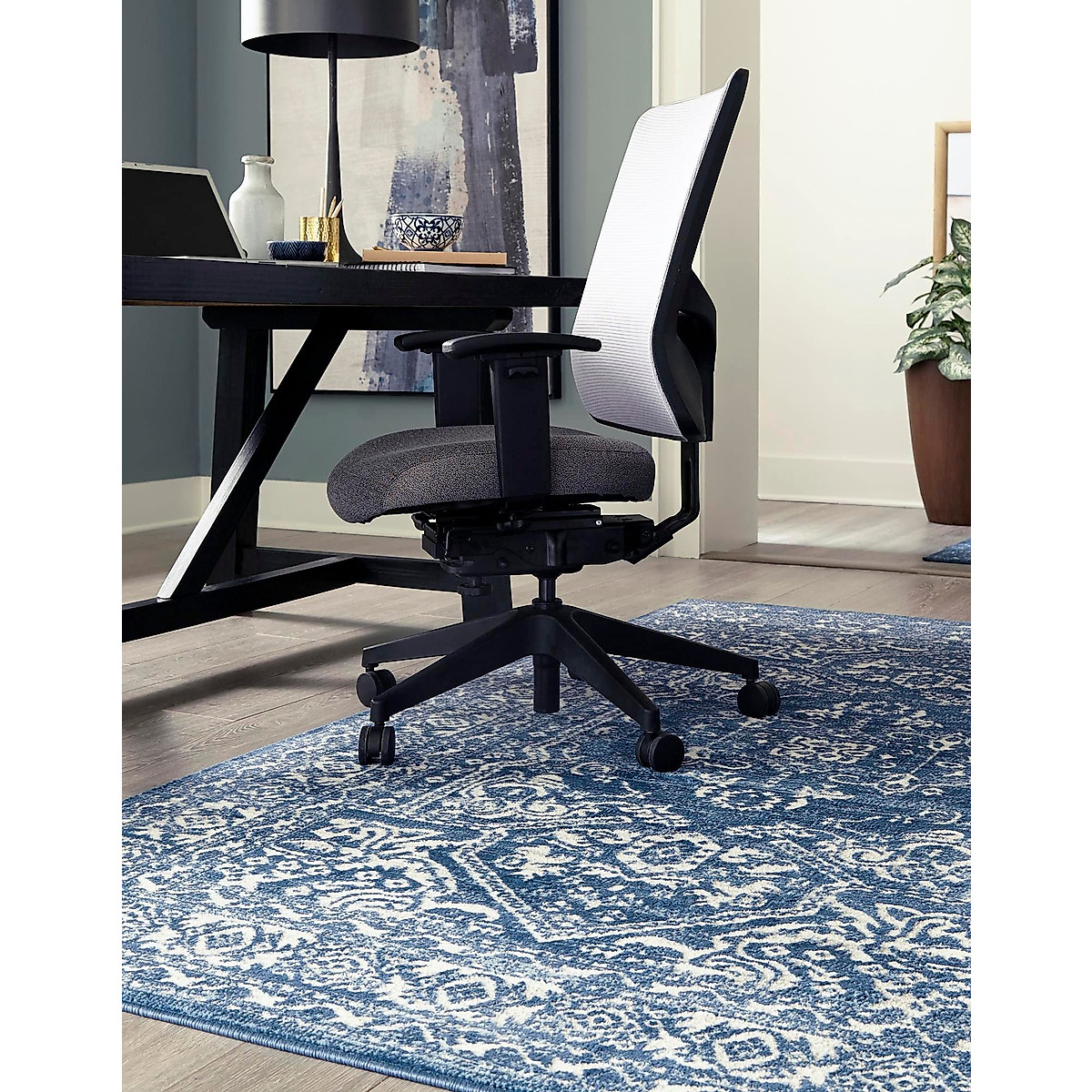 Rugs.com Boston Collection Rug – 2' x 3' Blue Low-Pile Rug Perfect for Living Rooms, Large Dining Rooms, Open Floorplans