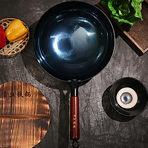 TKRADISH 13 Inch Chinese Hand Hammered Iron Wok and Stir Fry Pans with Wooden Handle and Lid Round Bottom Wok Pan Non-stick No Coating Ideal for Home Use and Gift Giving