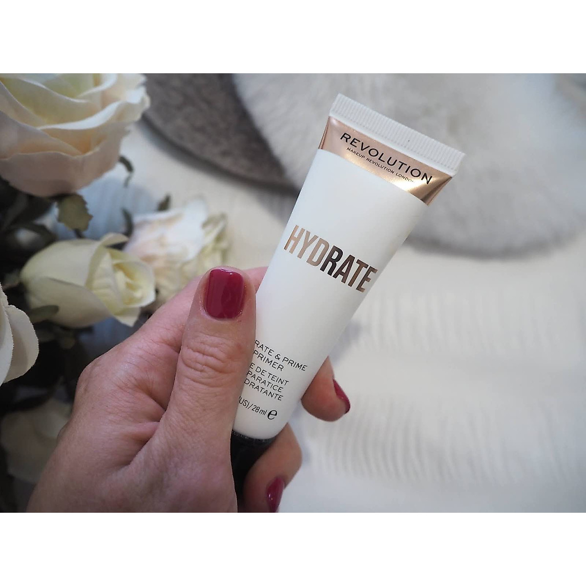 Makeup Revolution Hydrate Primer, Water-Based Primer with Vitamin E & Hyaluronic Acid, Lightweight Formula, Vegan & Cruelty-Free, 0.95 Fl Oz