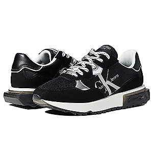 Calvin Klein Women's MAGALEE Sneaker, Black 001, 7