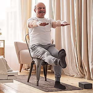 Didaey 18 Pairs Non Slip Socks for Man Woman Athletic Anti Skid Hospital Socks Bulk Socks Low Cut No Show Sock for Pilates(9 x 3 Inches,Dark Color)