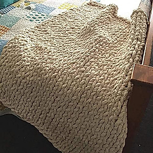 PRELGOSP Chunky Knit Blanket, Handmade Giant Knitted Blanket, Soft Thick Warm Knit Blanket Throw for Bed Chair Couch Sofa, Yoga Mat Rug Home Decor Gift, Machine Washable,Beige,40x60cm