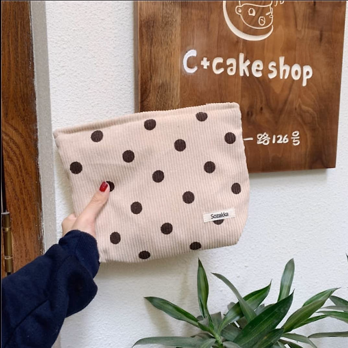 TRITFIT SPORTS- Makeup bag, Cosmetic bag, travel bag, for women, toiletries bag, makeup storage bag, polkadot