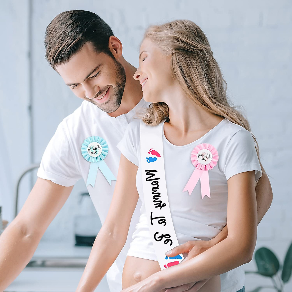 2024 Baby Shower Sash Gifts Mommy to Be Daddy to Be Badge Combo Kit Party Favors Decorations Photo Props New Parents Keepsake, Blue & Pink Spring