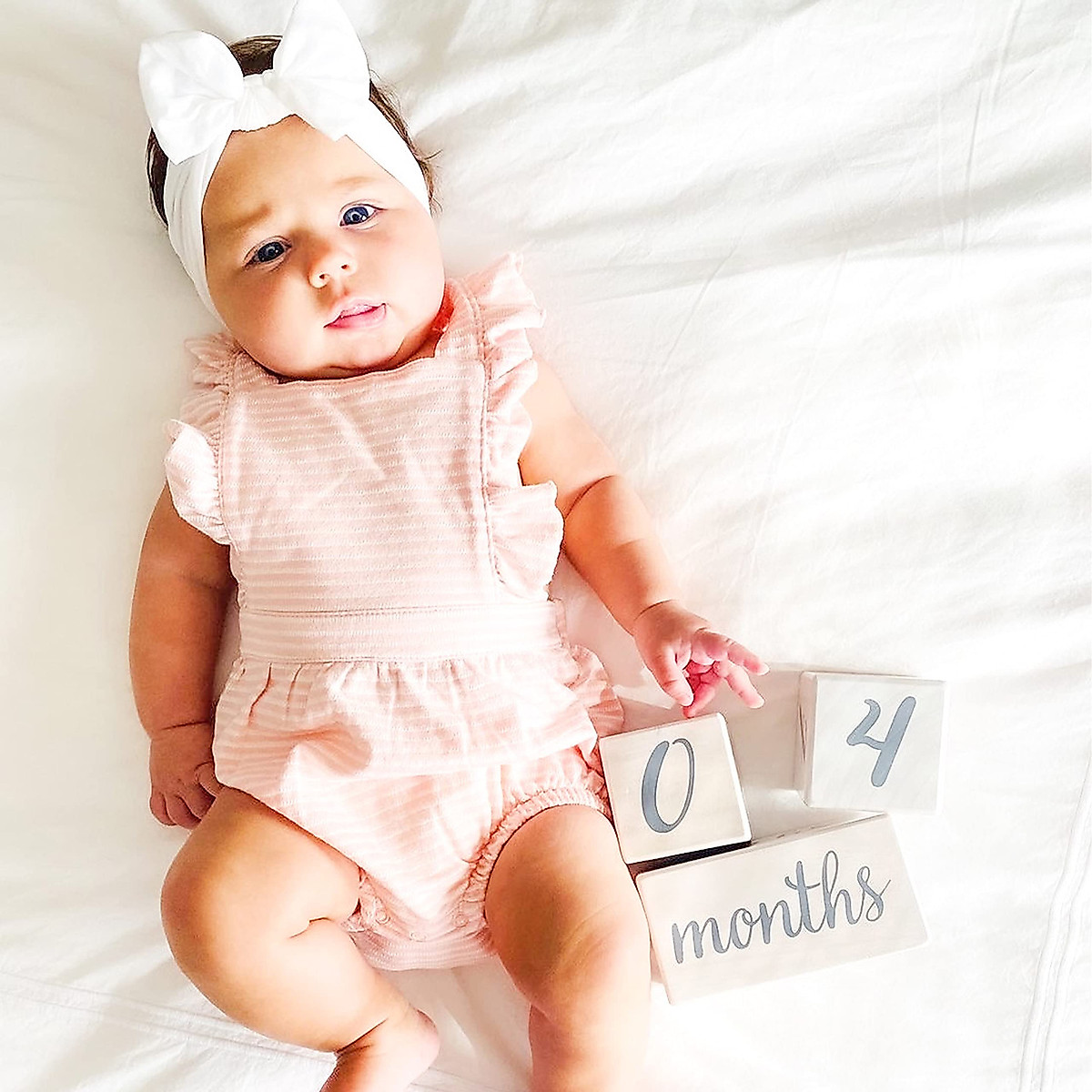 Pondering Pine Baby Milestone Blocks - Natural White Stain Pine Wood with Weeks Months Years Grade and Holidays, Newborn Weekly Monthly First Year Picture Props, 6 Block Milestones Age Set with Bag