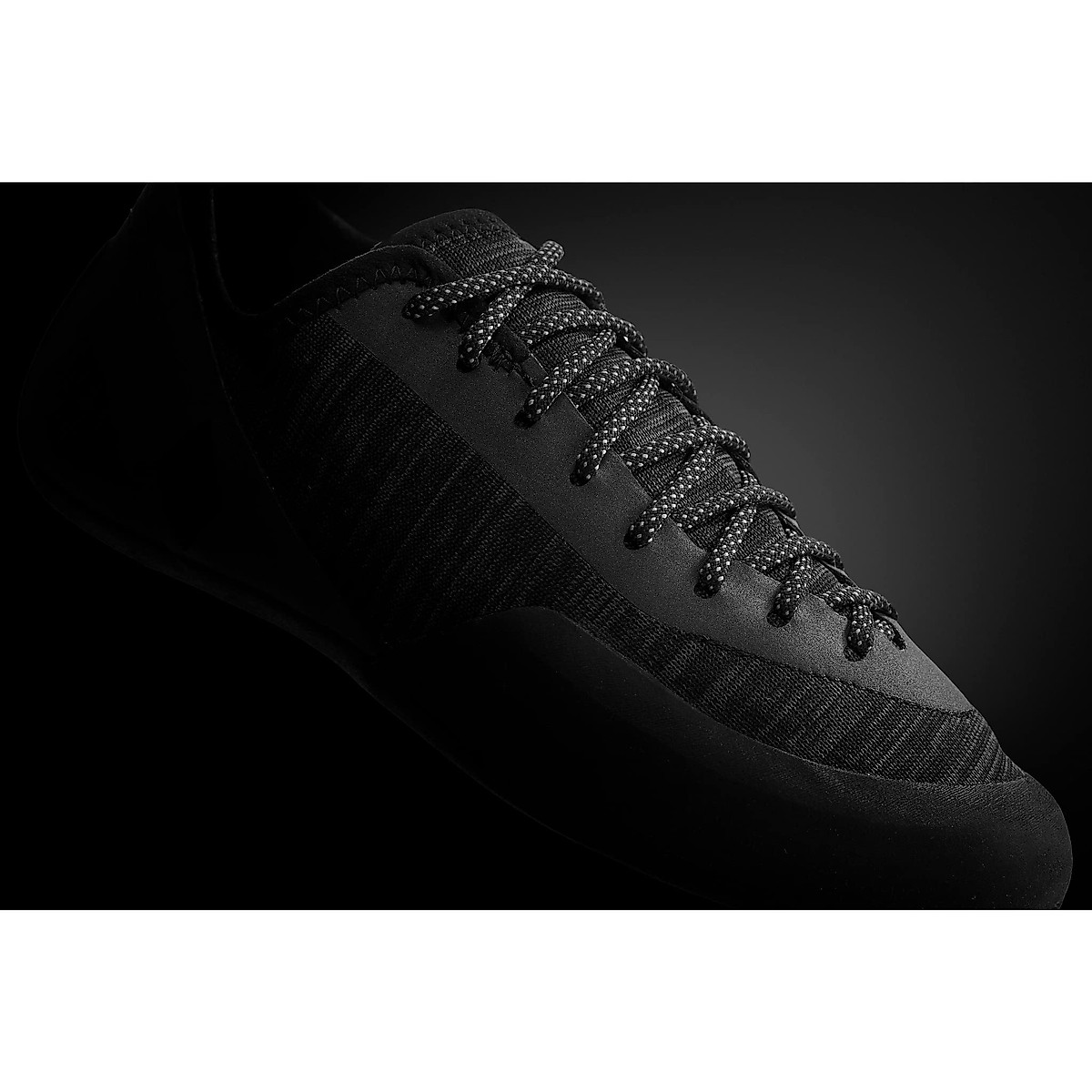 BLACK DIAMOND Equipment Momentum Lace Climbing Shoes - Men's - Black-Anthracite - 7