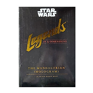 DIAMOND SELECT TOYS San Diego Comic-Con 2021 Exclusive Star Wars: The Mandalorian (Light Up Feature Version) Legends in 3-Dimensions 1:2 Scale Bust, Multicolor, 10 inches