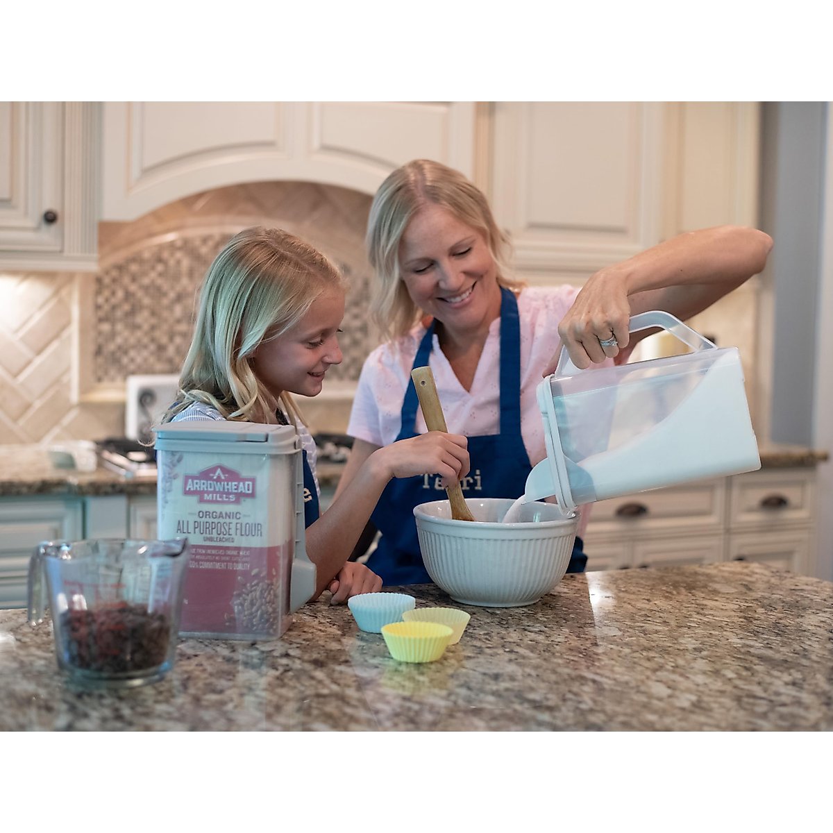 Buddeez Flour and Sugar Container - 4 Quart All Purpose Kitchen Organization and Storage Unit, Dry Storage Container For Kitchen, Large Food Storage Container for Organizing Your Pantry (White Lid)