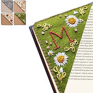 Personalized Hand Embroidered Corner Bookmark - 26 Letters Felt Handmade Bookmark Felt Triangle Page Corner Felt Triangle Bookmark Cute Flower Letter Embroidery Bookmark for Book Lovers