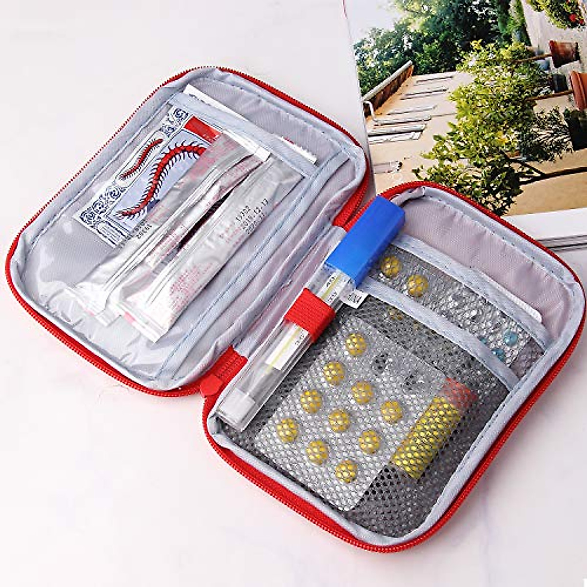 JIAKAI 2 Packs First Aid Bag,Empty First Aid Pouch,Mini Portable Medical Bag for Outdoor Camping Hiking Travel Emergency，Multifunction Emergency Medicine Storage Bag-7x5 inch