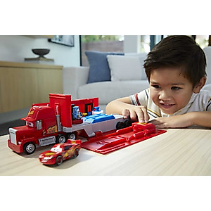 Mattel Disney Cars Toys Transforming Mack Playset, 2-in-1 Toy Truck & Tune-Up Station with Launcher, Lift & More