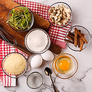 Volarium Small Glass Bowls for Soups, Snacks, Side Dishes, Fruit Salads, Yogurt Parfaits, Trifle, Oatmeal, Cereal with Milk, Yogurt, Desserts, and Nuts, Set of 6 (7 1/4oz)