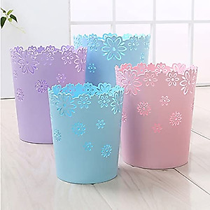 Scakbyer Wastebasket, Hollow Flower Shape Plastic Lidless Wastepaper Baskets Trash Can - M - Pink