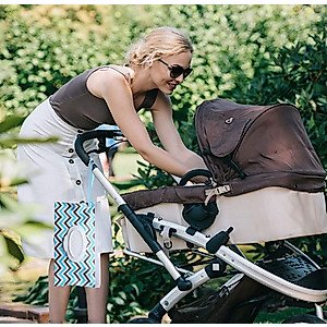 Baby Wipes Dispenser, On-The-Go Wipes Dispenser ,Portable Wet Reusable Refillable Wipe Holder Container for Diaper Bag Lightweight Travel Wipe Pouch Cases