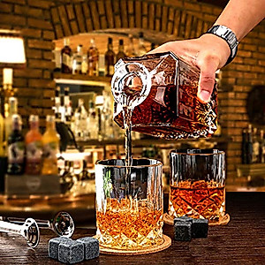 LIGHTEN LIFE Whiskey Decanter Set for Men,Crystal Whiskey Glasses and Decanter Set in Gift Box,Decanter Set with 4 Glasses,Non-Lead Bourbon Decanter Set,Whiskey Glass Decanter Set for Dad Husband