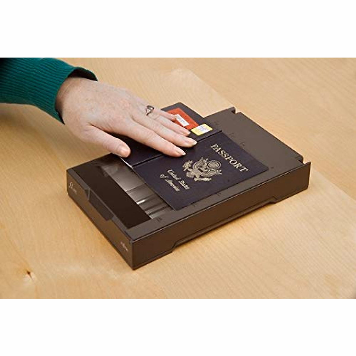 Fujitsu fi-65F Mini Flatbed Scanner for ID Card and Passport