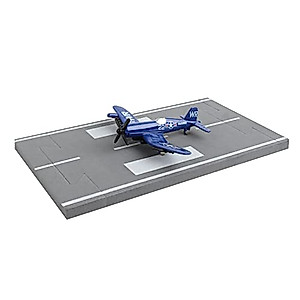 Daron Worldwide Trading Runway24 F4U USMC Vehicle