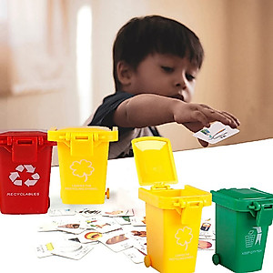 TEHAUX 8pcs Mini Trash Can Trash Can Child Toy Kid Garbage Can Toys Small Garbage Can Toys Garbage Can Kid Toy Children’s Toys Kids Toys Classification Bucket Pulley Clamshell Plastic