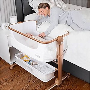 Baby Bassinet, Bedside Sleeper for Baby, Easy Folding Portable Crib with Storage Basket for Newborn, Bedside Bassinet, Comfy Mattress/Travel Bag Included (White and Gold)