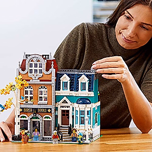 LEGO Creator Expert Bookshop 10270 Modular Building Kit, Big Set and Collectors Toy for Adults, (2,504 Pieces)