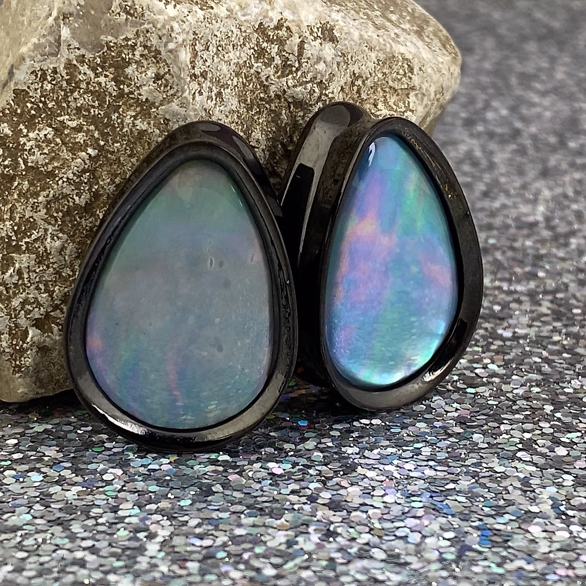 Mystic Metals Body Jewelry Pair of Black Steel Teardrop Plugs with Grey Shell Inlay (PS-290) (7/8" (22mm))