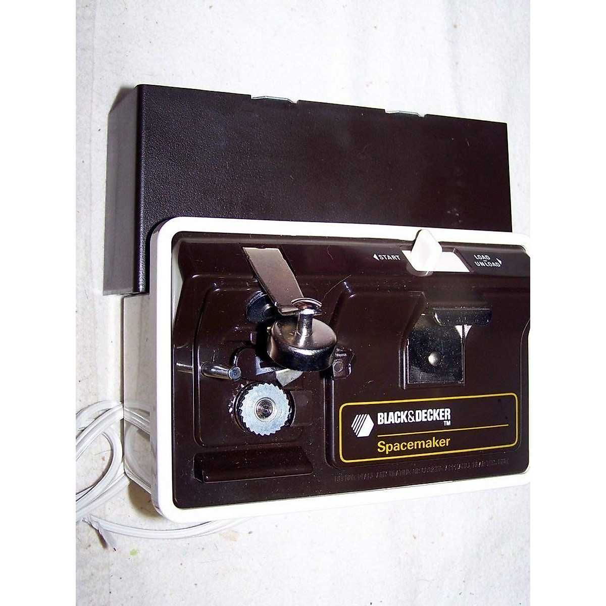 Black & Decker Spacemaker Can Opener EC60CAD