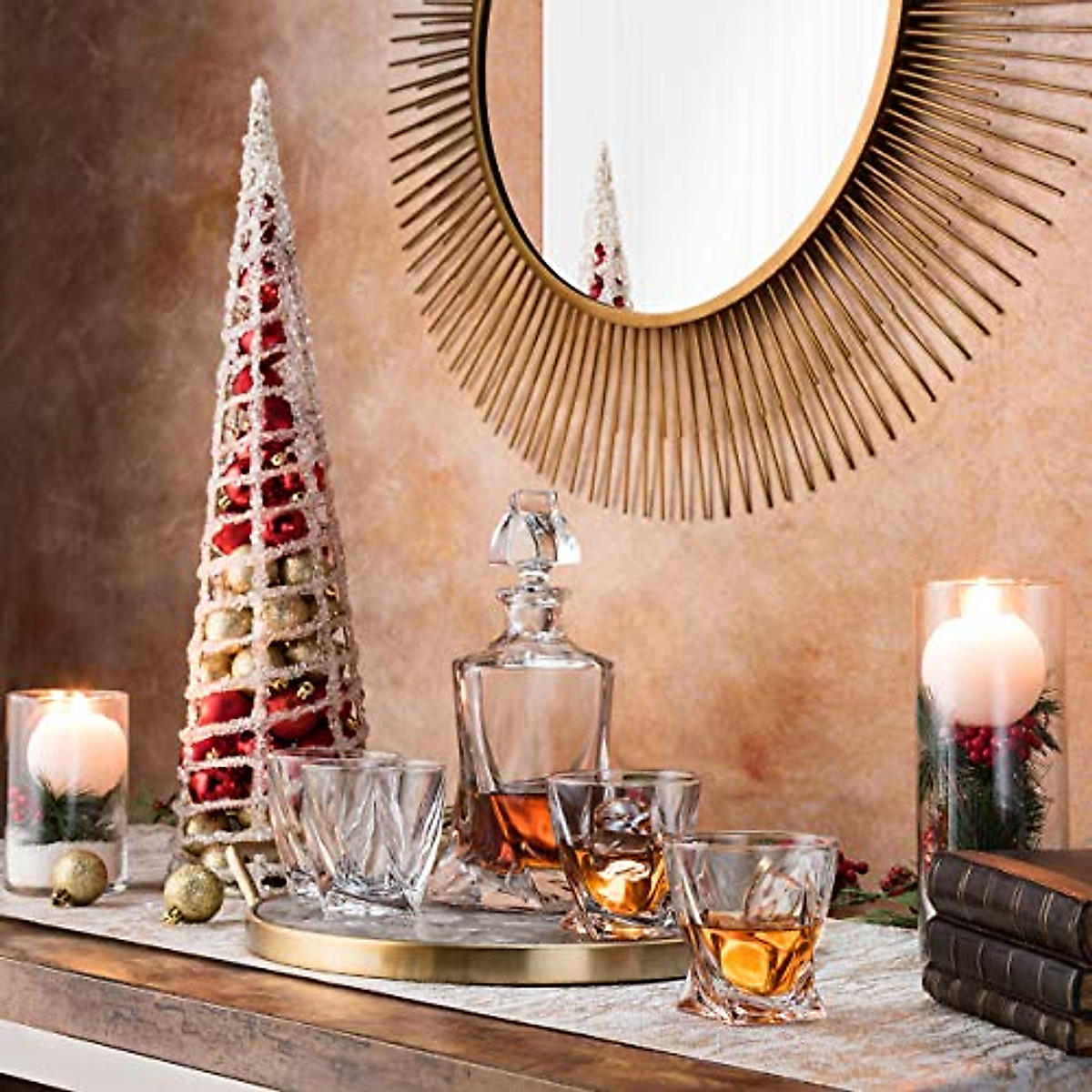 5-Piece European-Style Whiskey Decanter and Glass Set - With Magnetic Gift Box - Exquisite Quadro Design Liquor Decanter & 4 Whiskey Glasses - Perfect Whiskey Decanter Set for Scotch Alcohol Bourbon