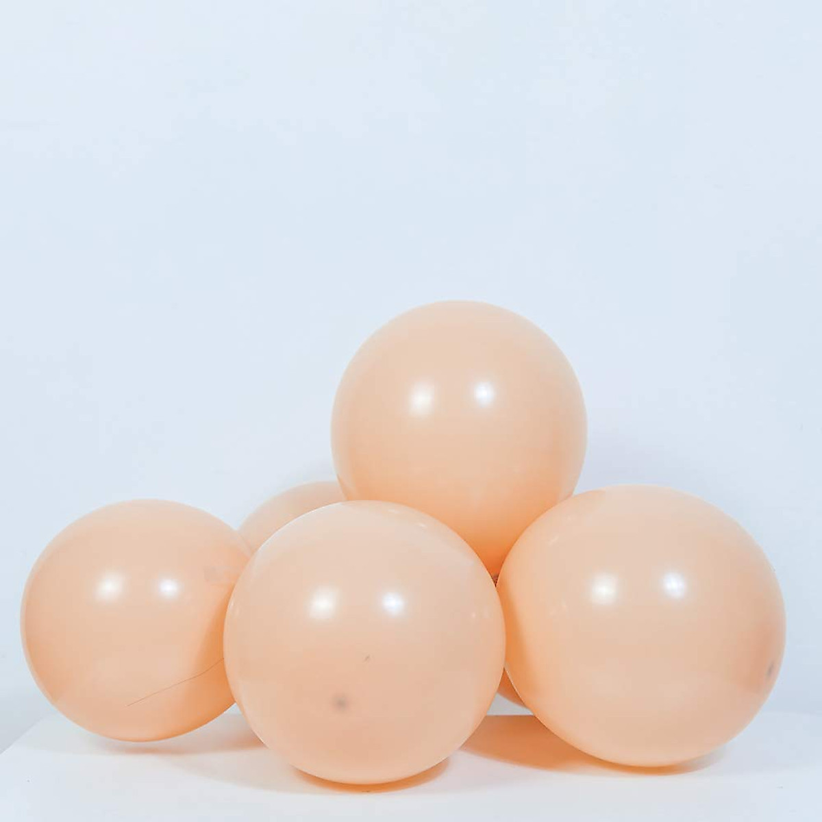 Retro Khaki Balloon Arch Kit 134PCS Balloons 18In 12In 10In 5In Retro Khaki Skin Macaron Orange White Balloon Garland Kit For Festival Picnic Family Engagement,Wedding, Birthday Party,baby shower,Retro Theme Anniversary Celebration